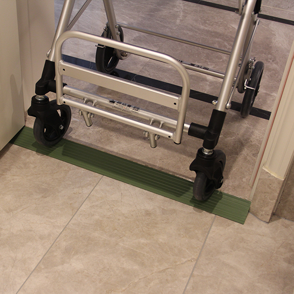 PVC Threshold Ramp – Ruedamann Ramp